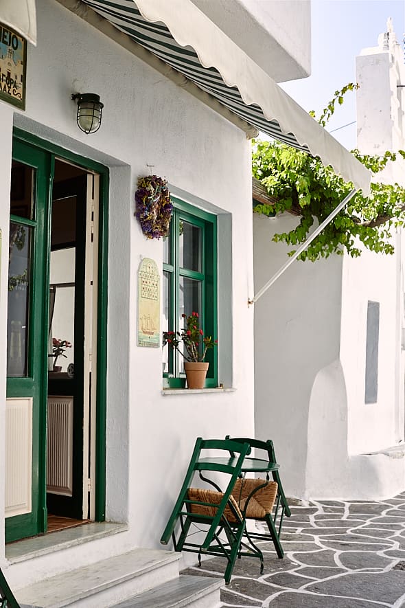 Café tradtionnel Palia Agora à Paros, Grèce